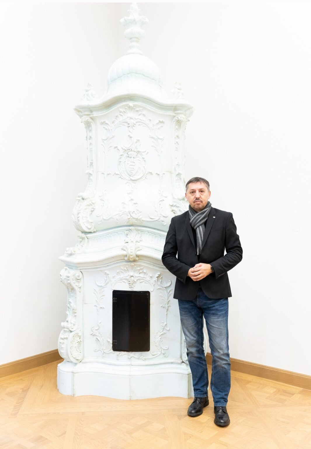 FOTO: Castelul de la Arcalia și-a recăpătat strălucirea! Cum arată după ...