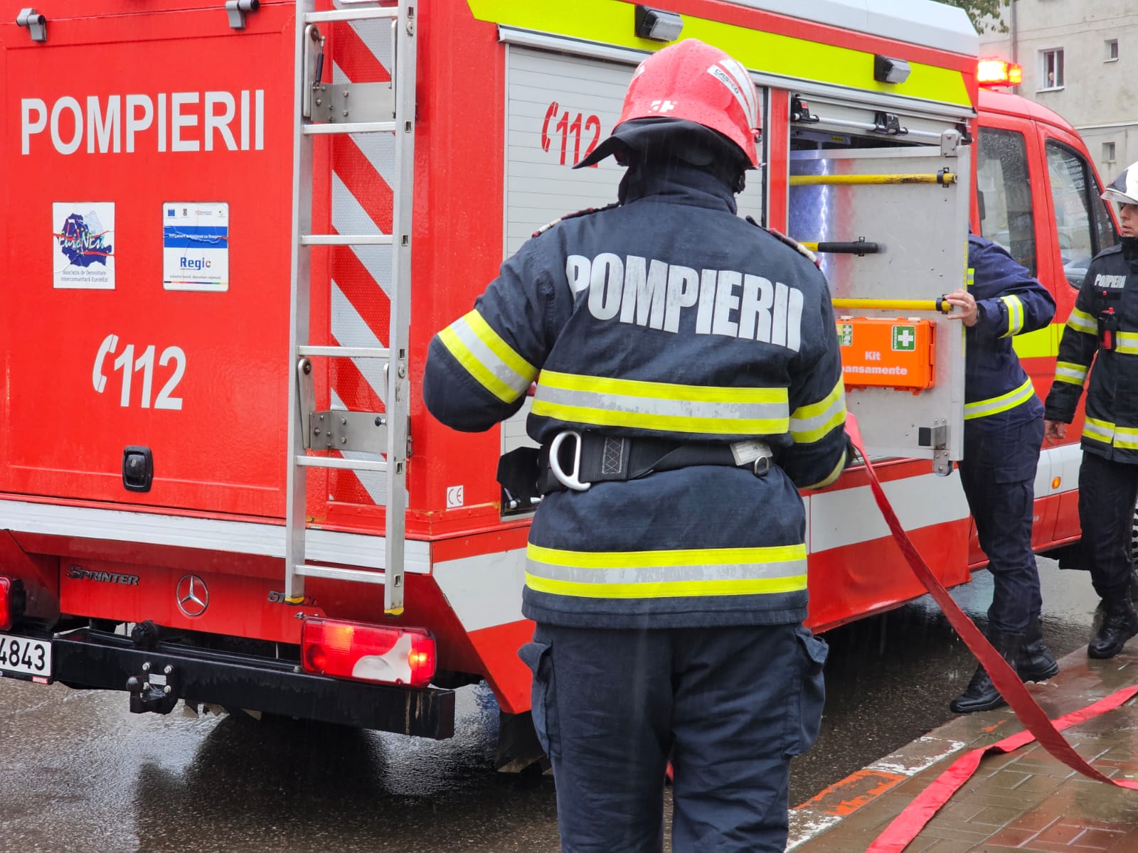 Echipajele ISU au intervenit în mai multe localități din județ afectate ...